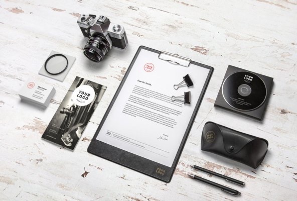 42 Super High Quality Free Mockups for Graphic Designers - iDevie